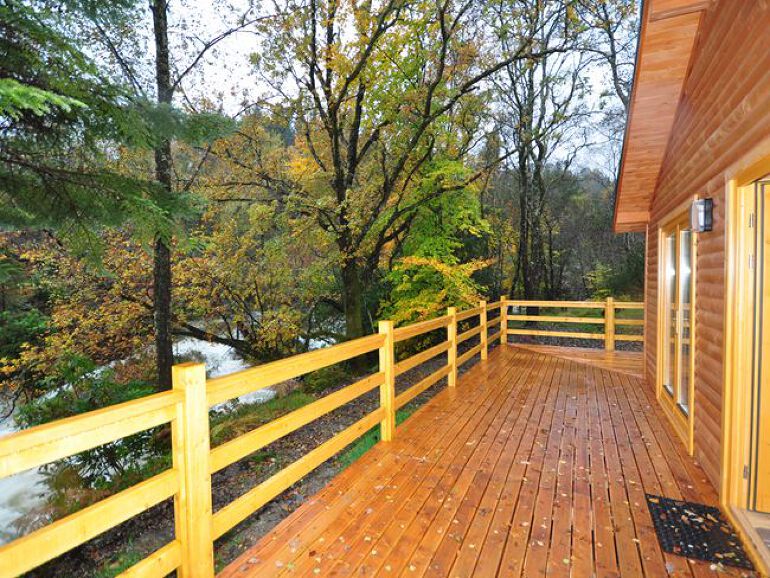 Individual Log Cabins and Lodges in Scotland