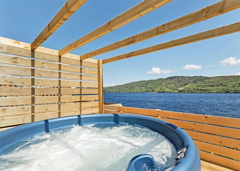 Loch Ness Lochside Lodges